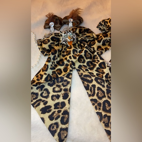 sparkling stardust studios | Accessories | Leopard Print Hair Bow With ...